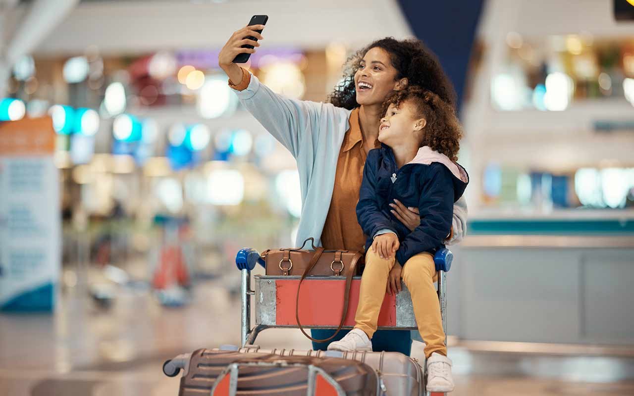 Vacationing with Your Nanny: Tips for a Smooth and Enjoyable Experience